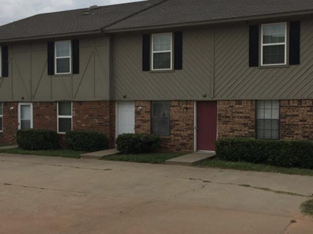 The Plaza Townhomes 1 Bedroom, 1 Bathroom