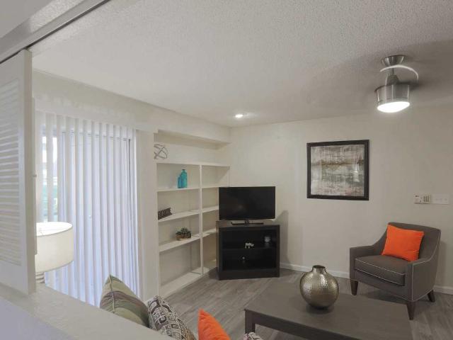 The Preserve at Mesa Hills 1 Bedroom Apartment for Rent at 601 S Mesa Hills Dr, El Paso, TX 79912 Crestmont