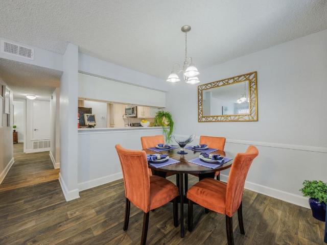 The Preston 3 Bedroom Apartment for Rent at 4545 Louetta Rd, Spring, TX 77388