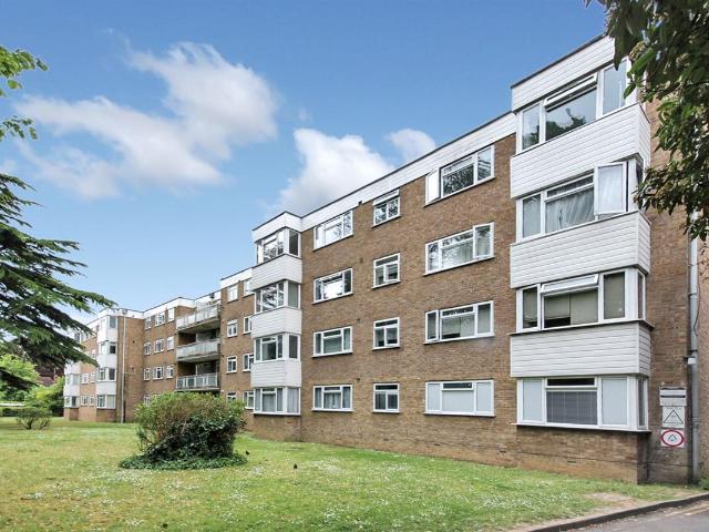 The Priory, London Road, Brighton BN1, 1 bed flat to rent, £1,250 pcm | PrimeLocation