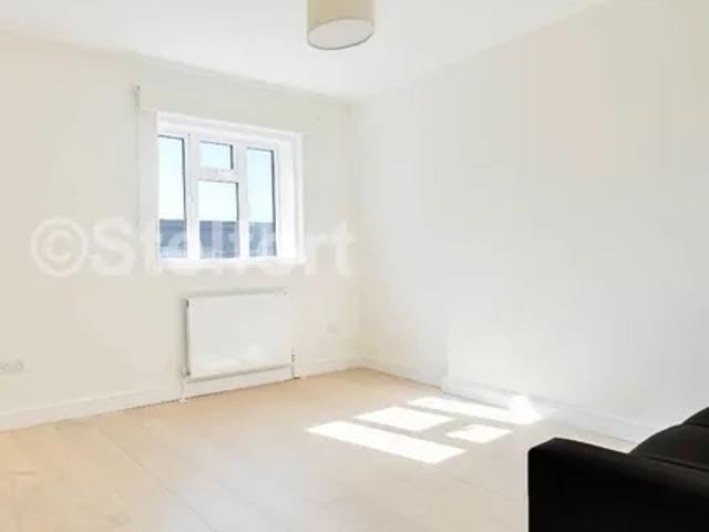 The Prince Arthur, 80 82 Eversholt Street, London, NW1 1BX, United Kingdom | 2 bed apartment for rent #167640836 | Rentberry