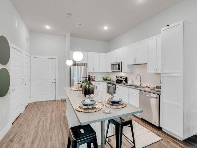 The Princeton at College Park 1 Bedroom Apartment for Rent at 646 W Smith St, Orlando, FL 32804 College Park