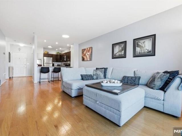 The Promenade Unit,edgewater, Condo For Sale