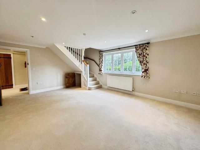 The Pump House, Deanswood Farm, Stockcross, Newbury, RG20