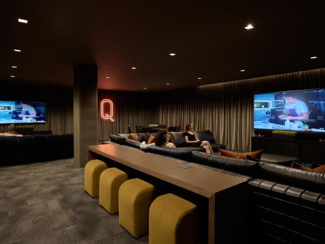 The Q De Soto LIVE WORK ONE