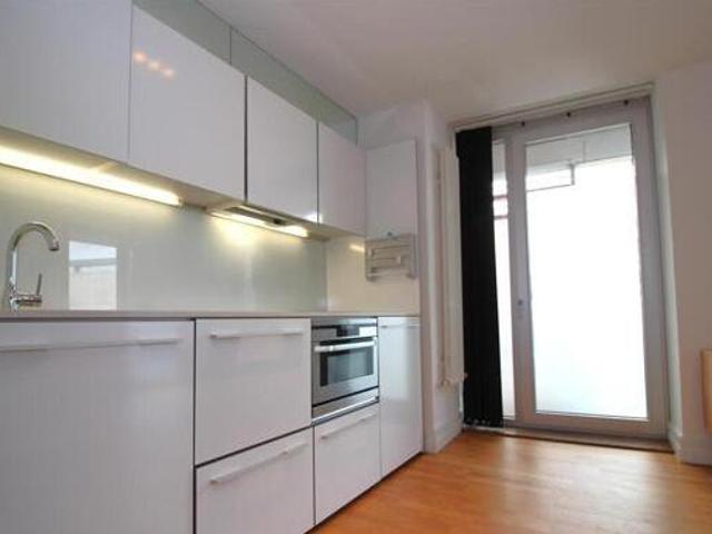 The Quad, Highcross Street, 2 Bedroom Apartment