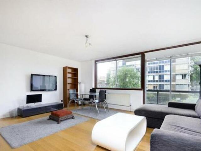 The Quadrangle, London, 2 Bedroom Flat