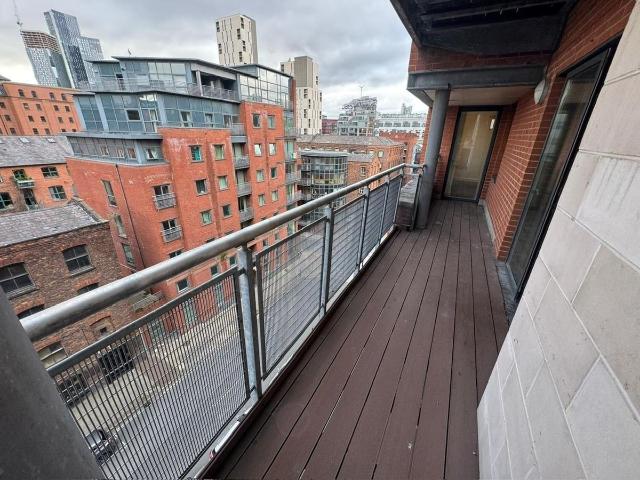The Quadrangle, Lower Ormond Street, Manchester M1, 1 bed flat to rent, £1,000 pcm | PrimeLocation