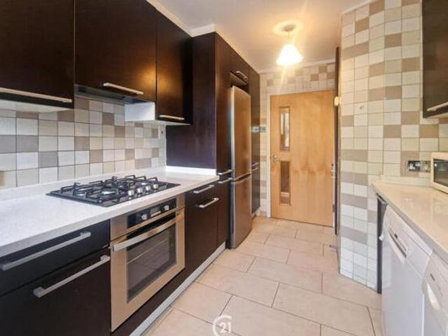 The Quadrangle, Paddington, 2 Bedroom Flat
