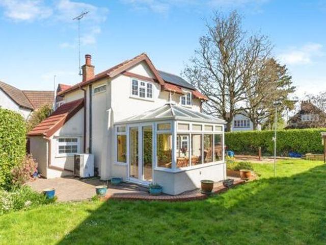 The Quadrant, Letchworth Garden City, 3 Bedroom Detached