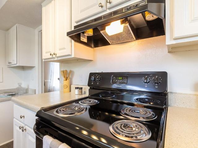 The Quarry 2 Bedroom Apartment for Rent at 421 Meadowood Dr, Lithonia, GA 30038