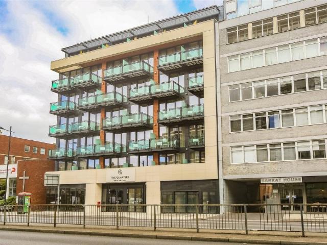 The Quarters, Finchley Road, Swiss. Studio to rent £1,998 pcm £461 pw