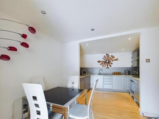 The Quays, Concordia Street, 2 Bedroom Flat