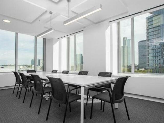 The Quays, Manchester, Serviced Office To