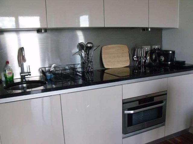 The Quays, Salford M50 1 bed apartment to rent £1,000 pcm £231 pw