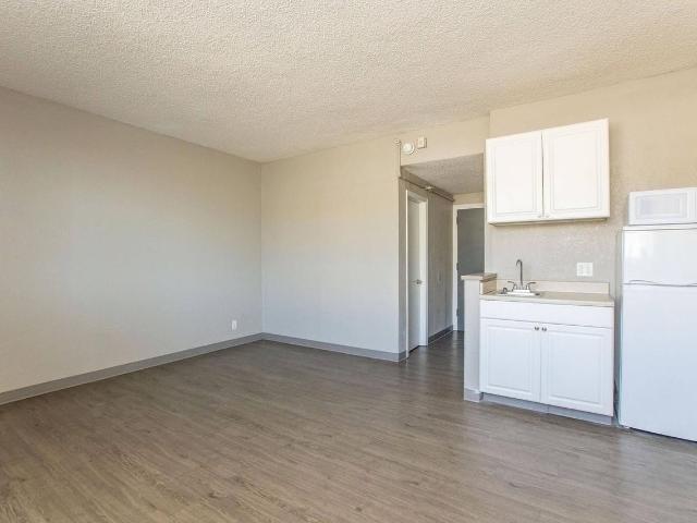 The Que Studio Apartment for Rent at 2101 2101 Que Avenue, Lubbock, TX 79411 Heart of Lubbock