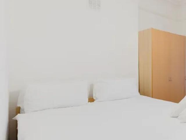 The Queen’s Club, Palliser Road, London, W6 8NL, United Kingdom | 1 bed apartment for rent #164978863 | Rentberry
