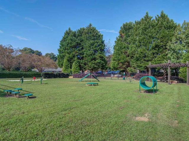The Quinn Sugarloaf 1 Bedroom Apartment for Rent at 100 Woodiron Dr, Duluth, GA 30097