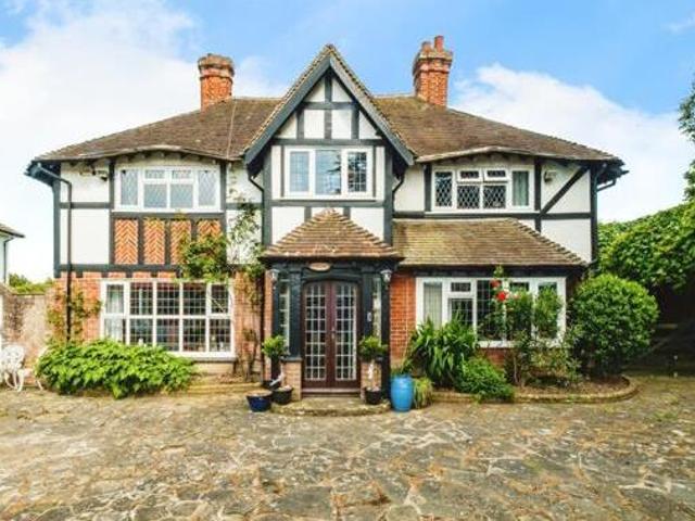 The Roundway, Rustington, 5 Bedroom Detached
