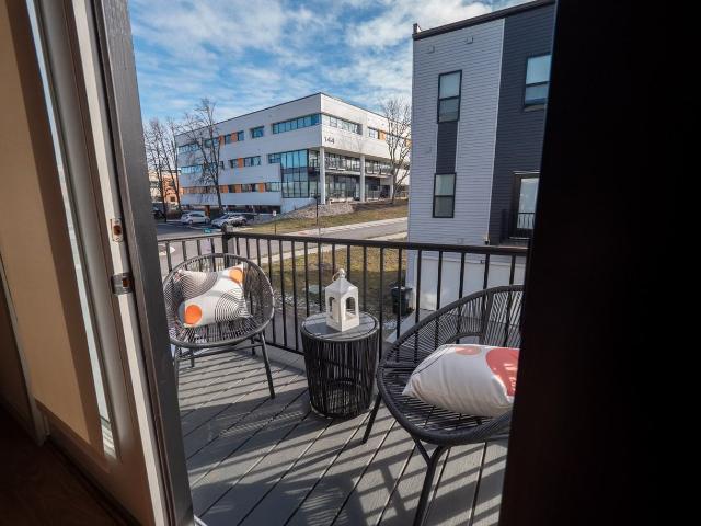 The Row on Merchant 2 Bedroom Apartment for Rent at 144 Merchant St, Springdale, OH 45246 Springdale
