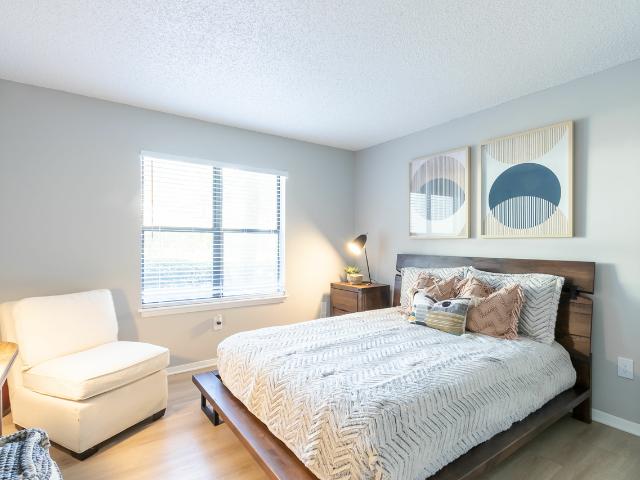 The Rowen 1 Bedroom Apartment for Rent at 2100 Winters Park Dr, Atlanta, GA 30360