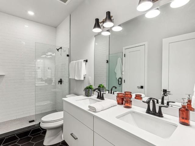 The Royale 1 Bedroom Apartment for Rent at 6910 Ridge Ave, Philadelphia, PA 19128 Roxborough