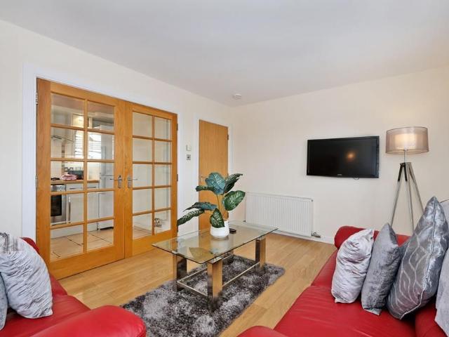 The Royals Apartments, Great Northern Road AB24, 2 bed flat to rent, £795 pcm | PrimeLocation