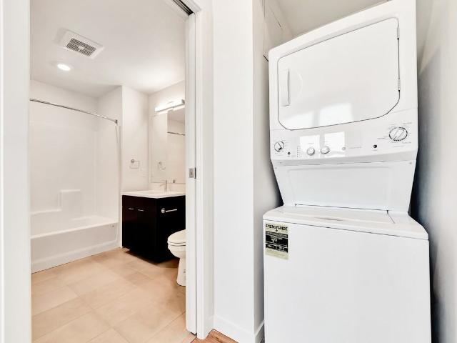 The Robert Studio Apartment for Rent at 4750 N Albina Ave, Portland, OR 97217 Humboldt