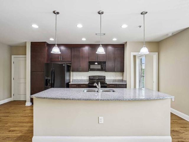 The Rocca Apartments 3 Bedroom Apartment for Rent at 3280 Northside Pkwy Nw, Atlanta, GA 30327