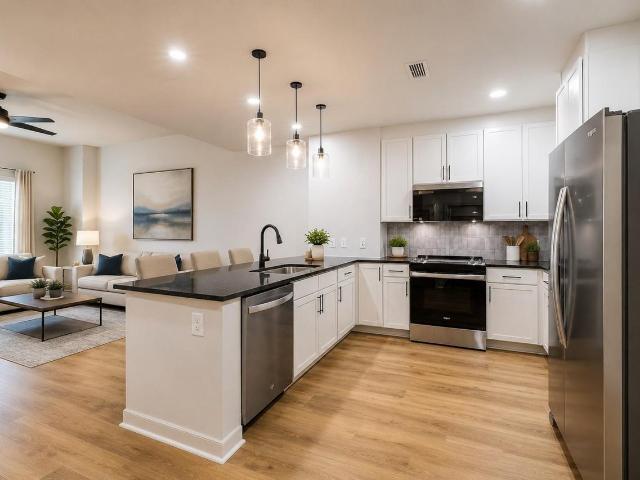 The Rocca Apartments 3 Bedroom Apartment for Rent at 3280 Northside Pkwy Nw, Atlanta, GA 30327