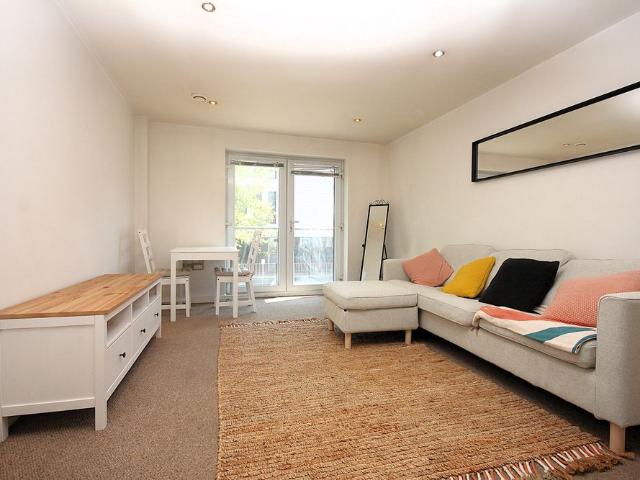 The Room Apartments, Lawson Street
