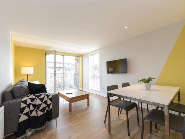 The Ropewalk, Nottingham, NG1 2 bed flat to rent £1,347 pcm £311 pw
