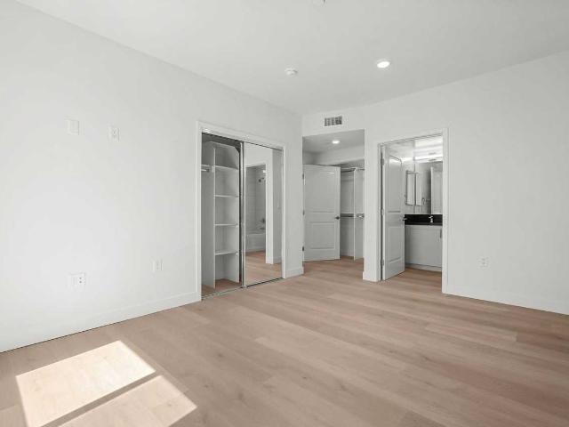 The Rosenell 1 Bedroom Apartment for Rent at 433 Rosenell Ter, Los Angeles, CA 90026 Greater Echo Park Elysian