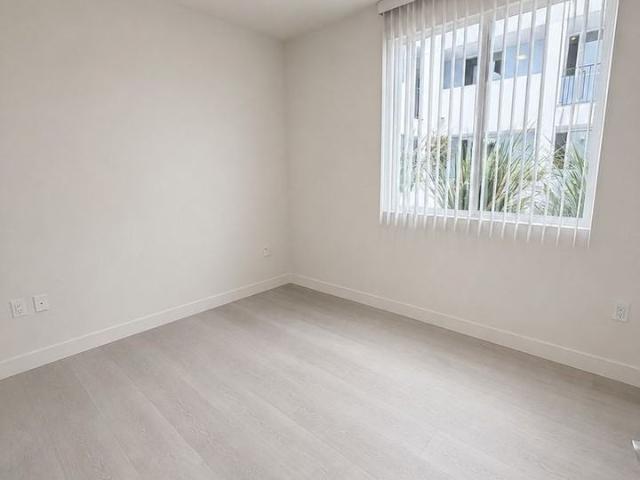 The Rosenell 1 Bedroom Apartment for Rent at 433 Rosenell Ter, Los Angeles, CA 90026 Greater Echo Park Elysian