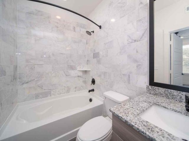 The Rosedale Texas Wesleyan Student 2 Bedroom Apartment for Rent at 3228 E Rosedale St, Fort Worth, TX 76105 Polytechnic Heights