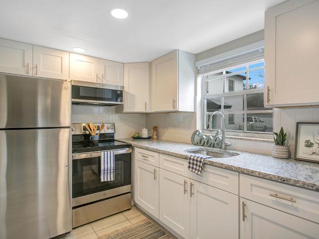 The Rosewood Apartments | 1 & 2 Bedroom Apartments in Leesburg, FL