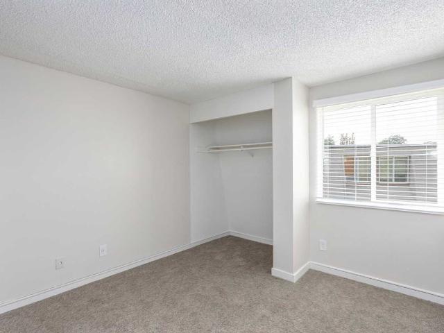 The Rosewood Apartments 2 Bedroom Apartment for Rent at 2309 E Euclid Ave, Spokane, WA 99207 Bemiss
