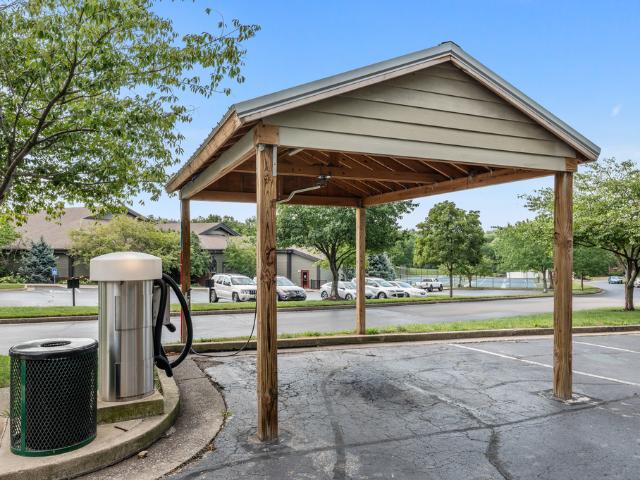 The Racquet Club Apartments 1 Bedroom Apartment for Rent at 3900 Crosby Dr, Lexington, KY 40515