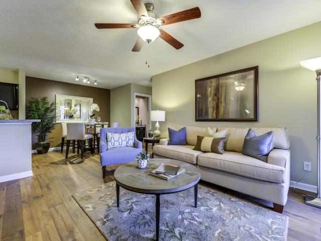The Racquet Club Apartments 2 Bedroom Apartment for Rent at 3900 Crosby Dr, Lexington, KY 40515