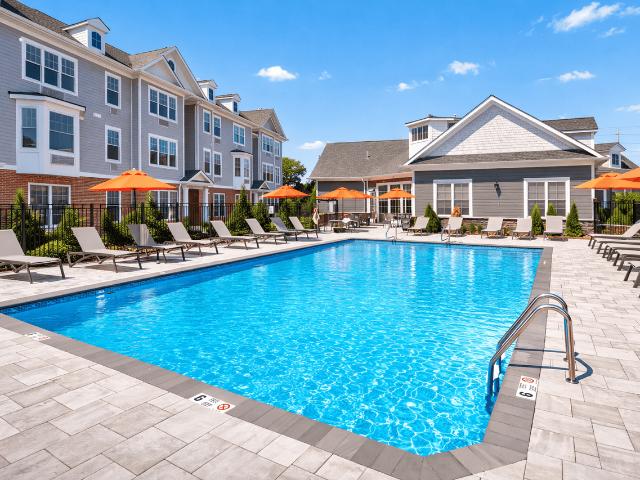 The Rail at North Bergen 2 Bedroom Apartment for Rent at 4828 Tonnelle Ave, North Bergen, NJ 07047