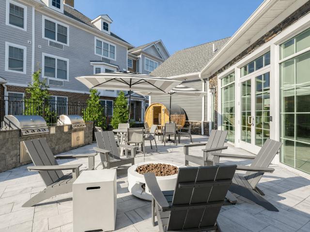 The Rail at North Bergen 2 Bedroom Apartment for Rent at 4828 Tonnelle Ave, North Bergen, NJ 07047