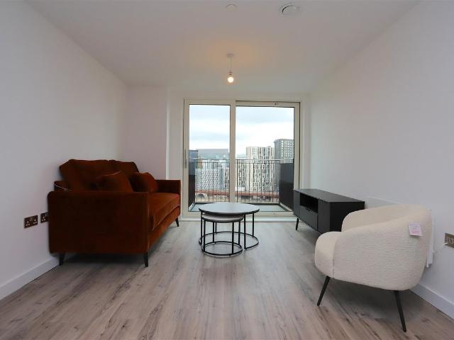 The Railings, Middlewood Locks M5, 2 bed flat to rent, £1,575 pcm | PrimeLocation
