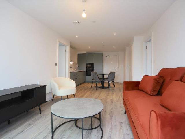 The Railings, Middlewood Locks M5, 2 bed flat to rent, £1,575 pcm | PrimeLocation