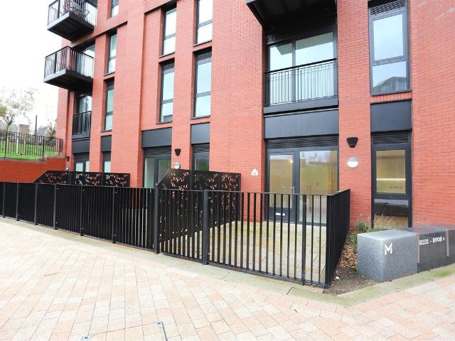 The Railings, Middlewood Locks M5, 2 bed flat to rent, £1,950 pcm | PrimeLocation
