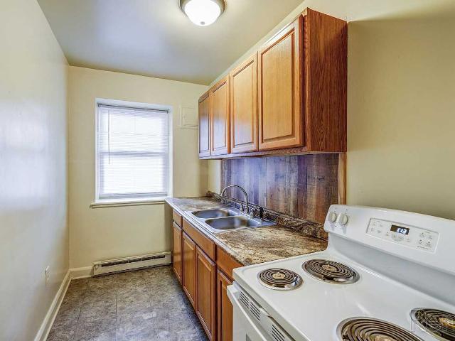 The Raleigh Apartments 2 Bedroom Apartment for Rent at 740 Smallwood Dr, Raleigh, NC 27605