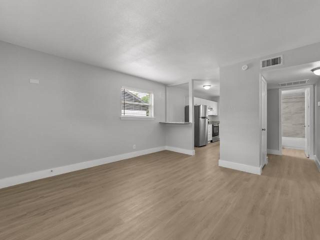 The Ranch at Belt Line 1 Bedroom Apartment for Rent at 1610 E Belt Line Rd, Carrollton, TX 75006 Original Town