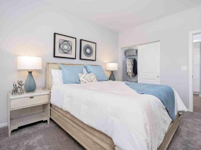 The Retreat Apartments 2 Bedroom Apartment for Rent at 2331 Cadotte Dr Sw, Wyoming, MI 49519