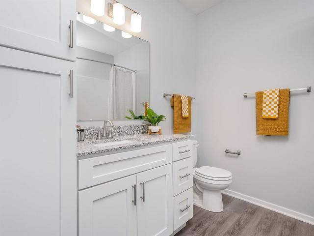 The Retreat Apartments 2 Bedroom Apartment for Rent at 2331 Cadotte Dr Sw, Wyoming, MI 49519