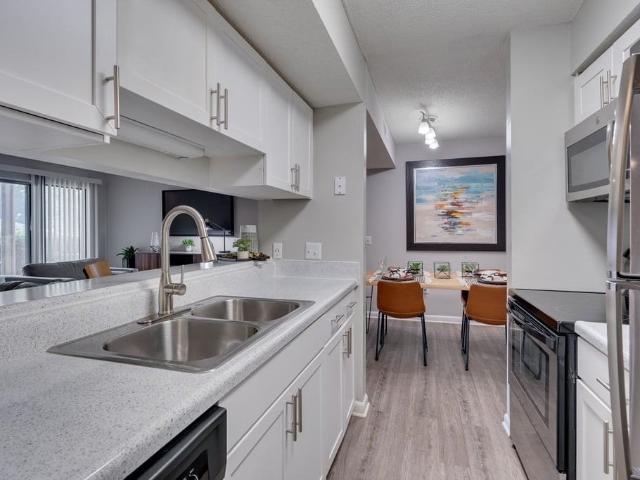 The Retreat at Lake Johnson Apartments 1 Bedroom Apartment for Rent at 3201 S Walnut Creek Pkwy, Raleigh, NC 27606 Southwest Raleigh