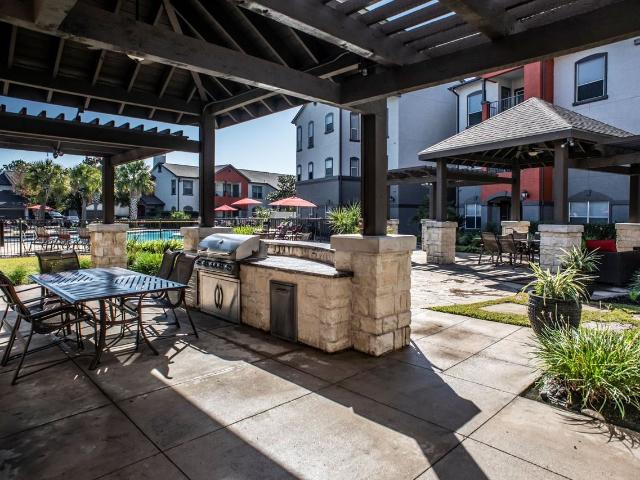 The Retreat at Steeplechase 3 Bedroom Apartment for Rent at 11245 West Rd, Houston, TX 77065